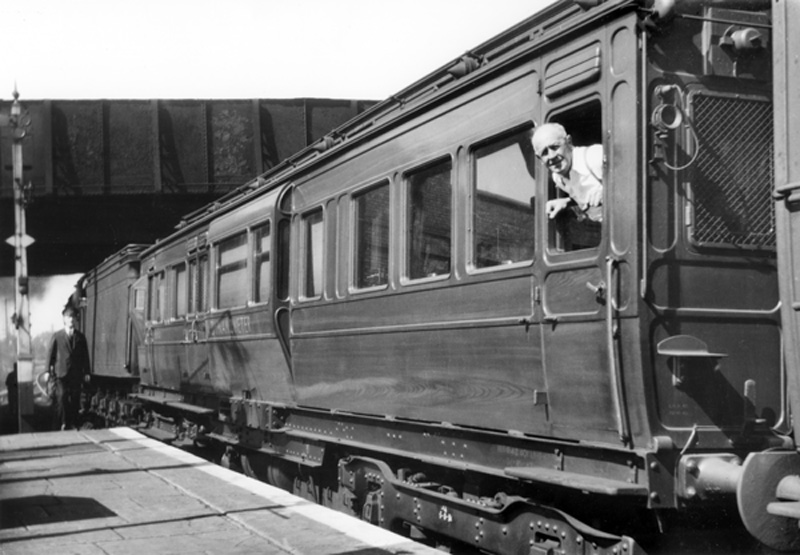 LNER teak coaches and livery - Steve Banks