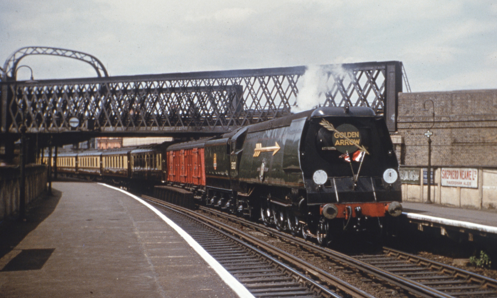 Parcels traffic in BR days - via passenger train - Steve Banks